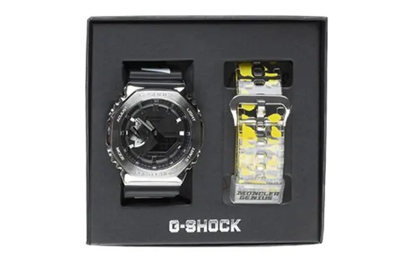 Casio G-shock Analog Watch With Interchangeable Strap - Black