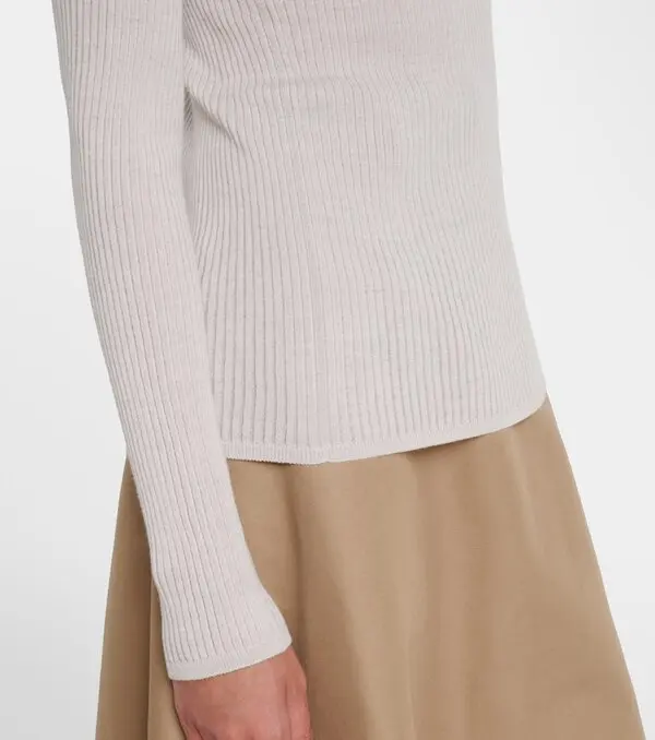 Moncler Virgin Wool Turtleneck Sweater With Buttoned Shoulder - Beige