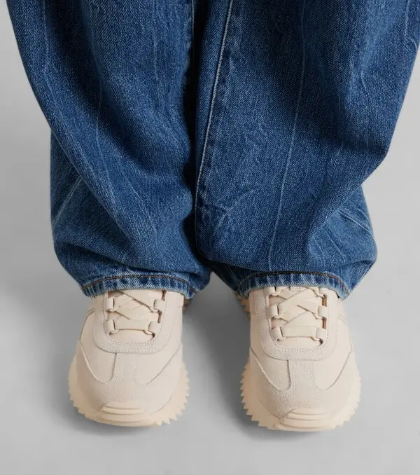 Moncler Pacey2 Lace-up Sneakers - Beige