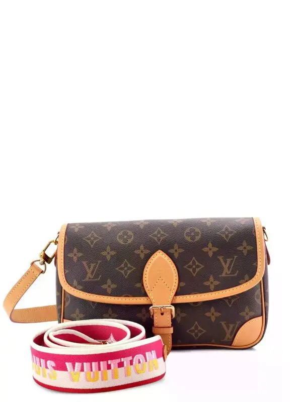 LOUIS VUITTON Monogram Canvas Diane Nm Handbag - Brown