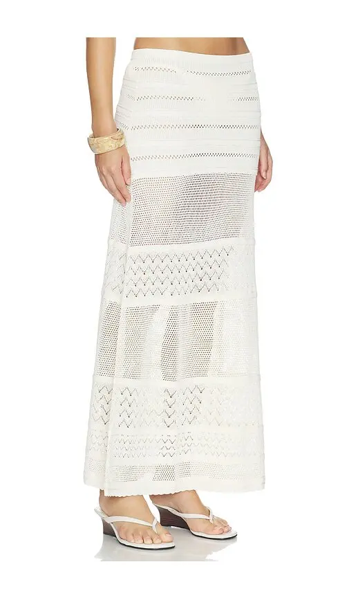 Devon Windsor Yasmin Skirt In Cream