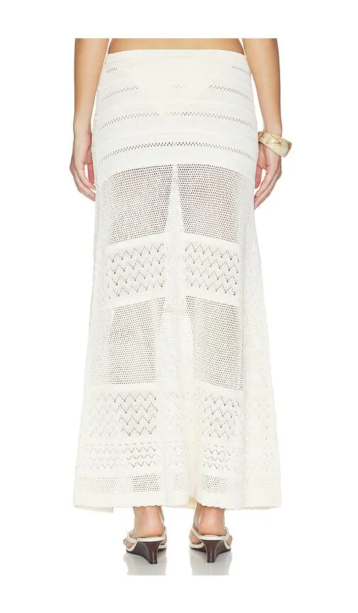 Devon Windsor Yasmin Skirt In Cream