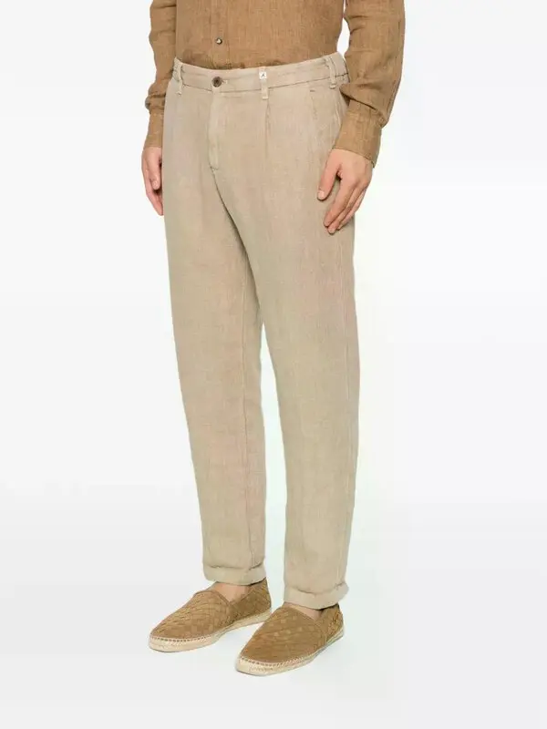 MYTHS Pleated Trousers