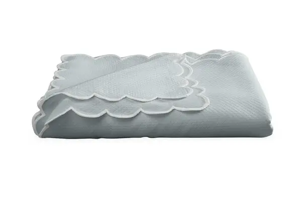 MATOUK Savannah Gardens Tablecloth - Pool