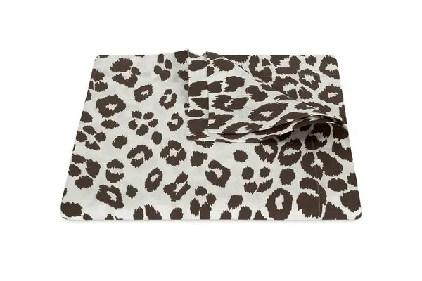 MATOUK Schumacher Iconic Leopard Tablecloth - Cinder