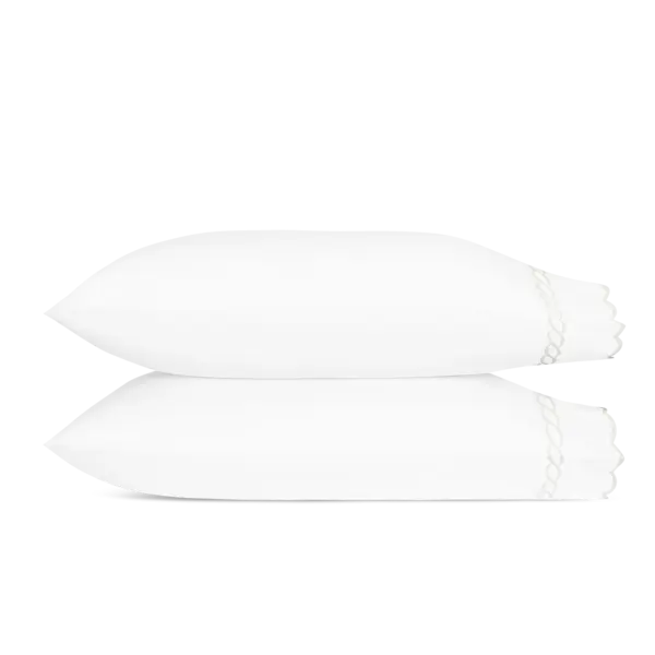 MATOUK Classic Chain Scallop Pillowcase Pair - Percale