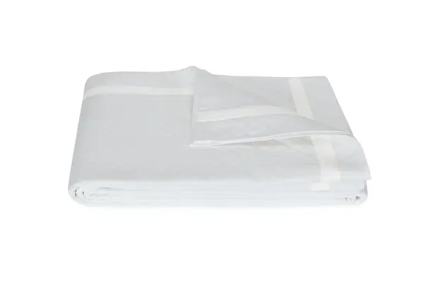 MATOUK Lowell Matelassé Coverlet - Bone