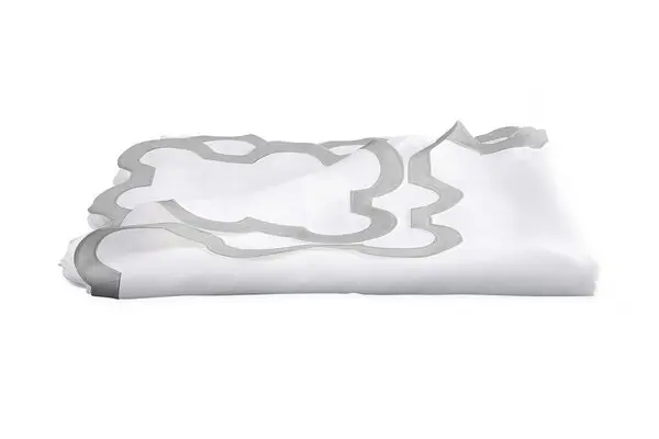 MATOUK Mirasol Tablecloth - Silver