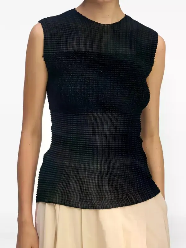 Issey Miyake Plissé Sleeveless Top - Black
