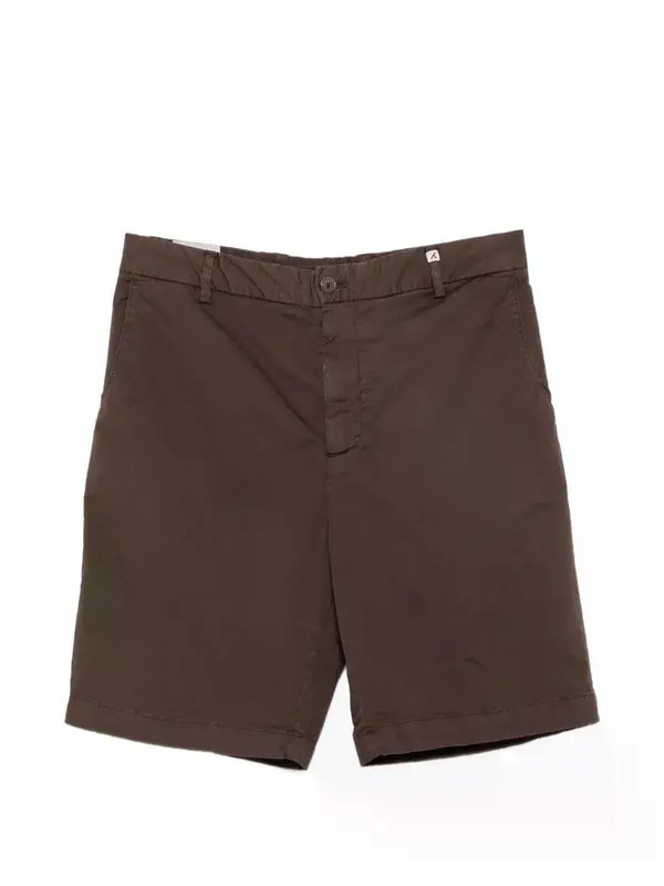 MYTHS Mid-length Straight Hem Shorts