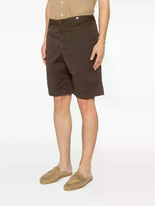 MYTHS Mid-length Straight Hem Shorts