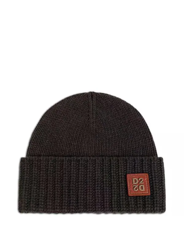 Dsquared2 Ribbed Knit Beanie With Logo Plaque