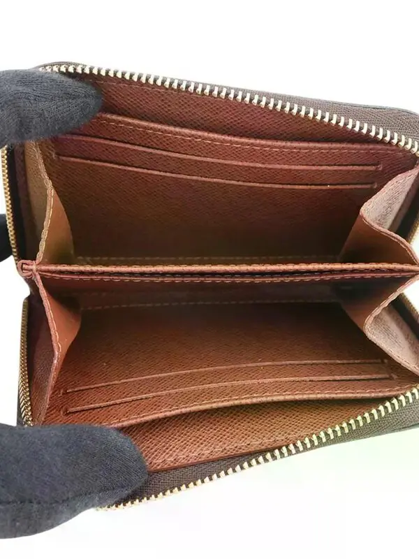 LOUIS VUITTON 2000-2026 Monogram Zippy Coin Pouch - Brown