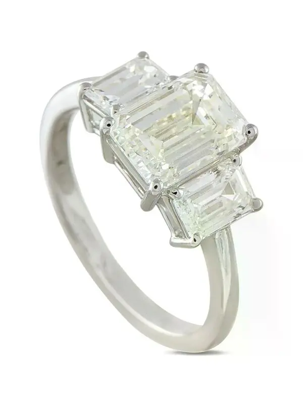 LB EXCLUSIVE Platinum Diamond Three-stone Ring
