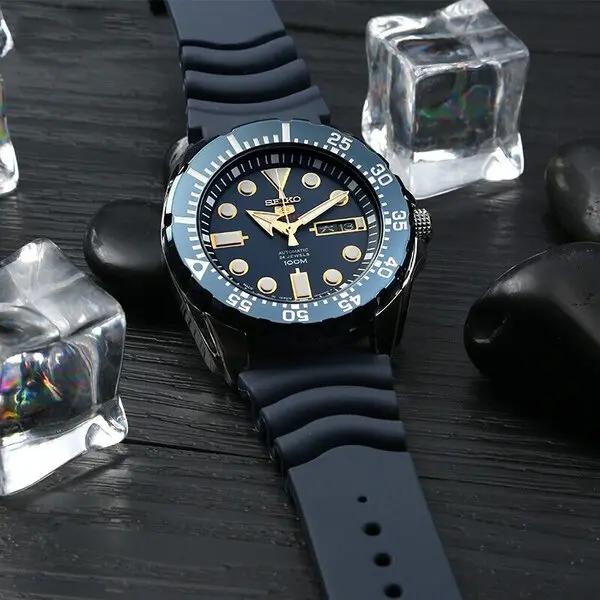 SEIKO Automatic Water Resistant Watch With Dial
