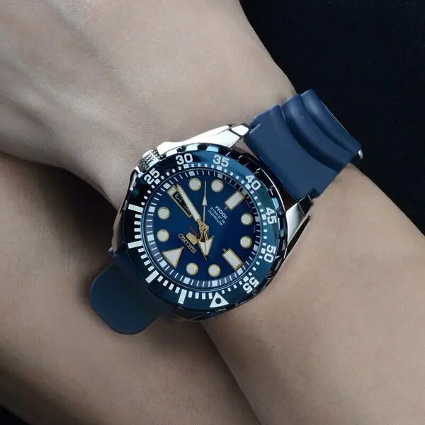 SEIKO Automatic Water Resistant Watch With Dial