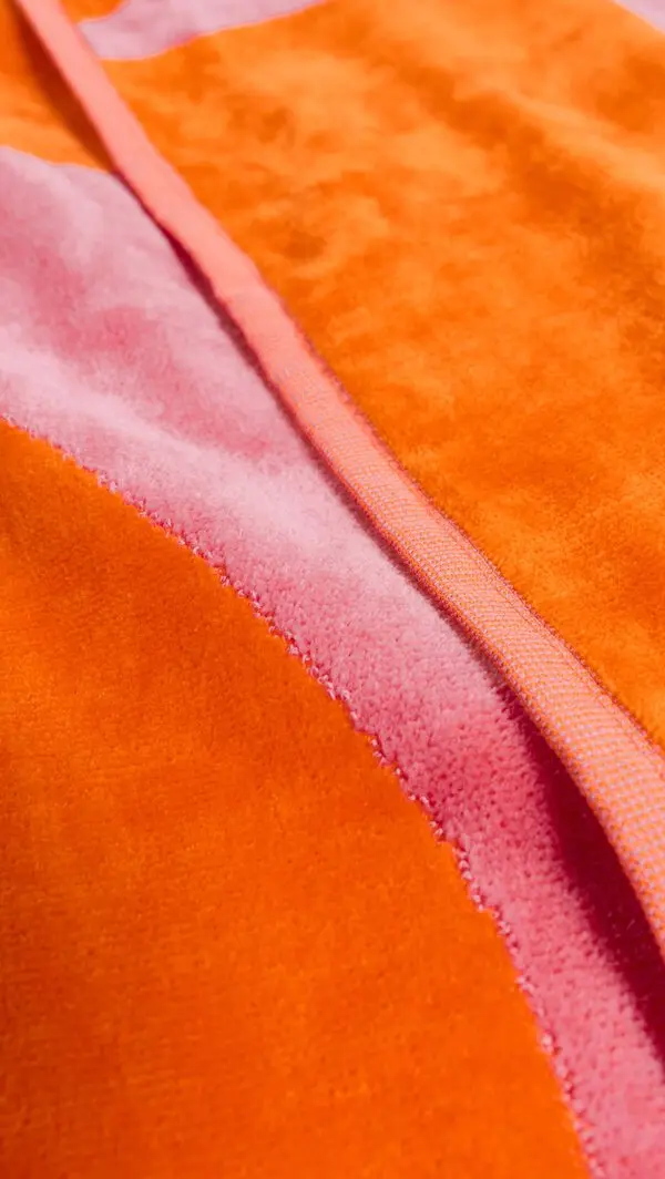 Marimekko Iso Unikko Bath Towel - Pink/orange Red