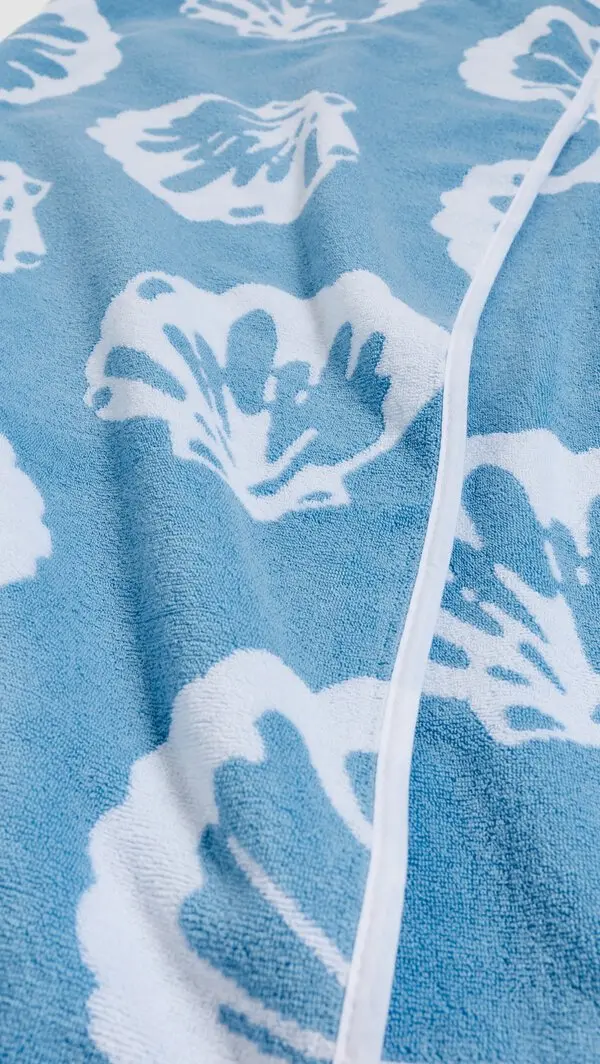 WEEZIE Beach Towel