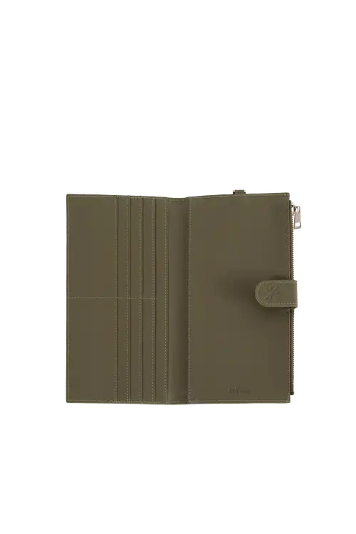 ESTHERA Leather Passport Holder - Green