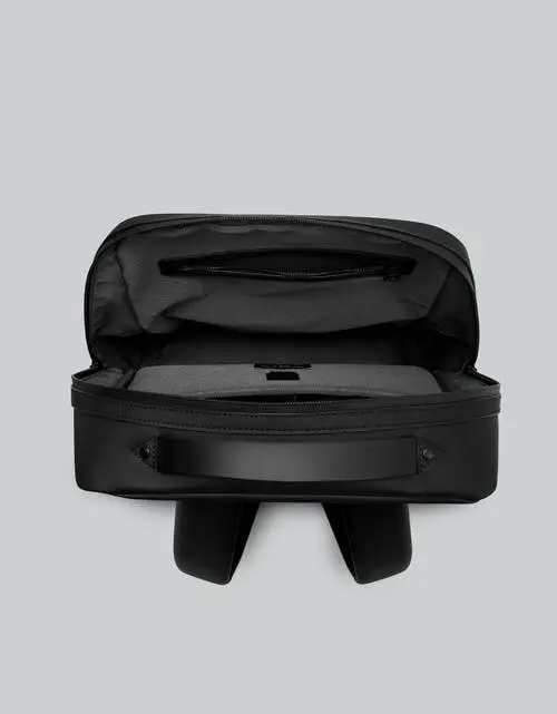 GASTON LUGA Spläsh Org. Backpack 15" By
