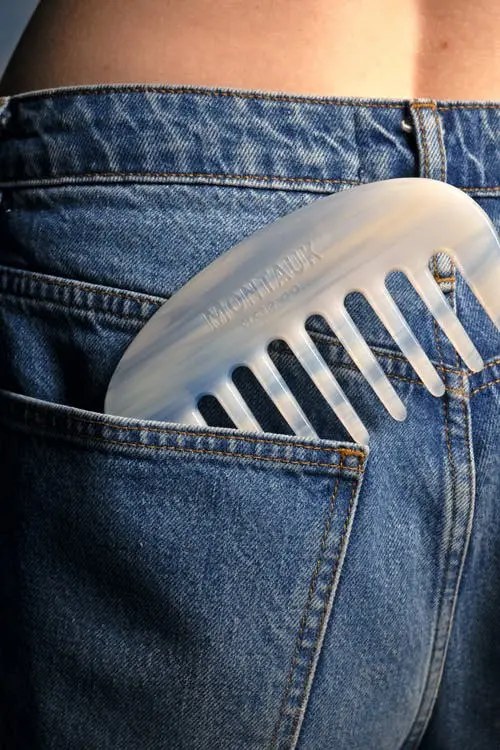 MONTAUK HAIR CO Wide-tooth Ocean Comb