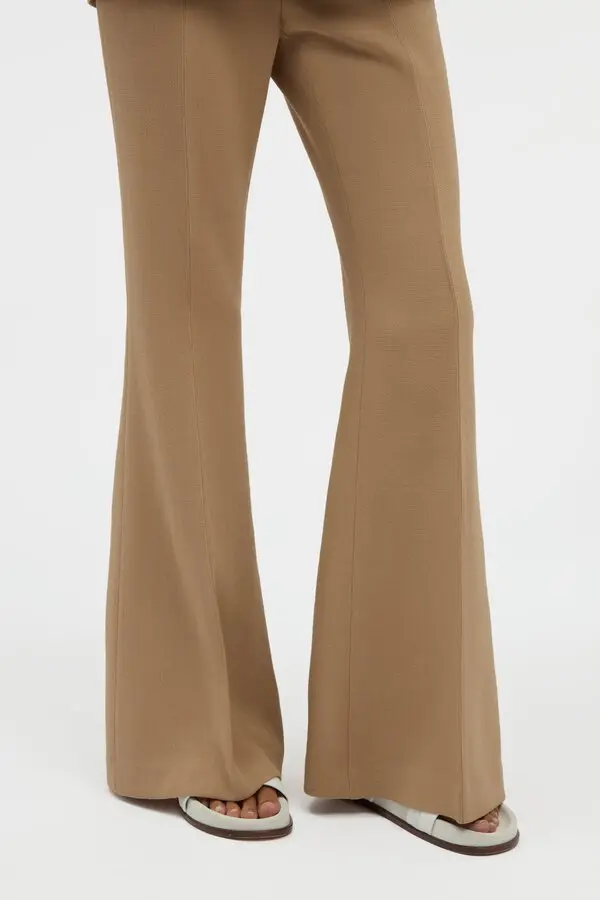 Gabriela Hearst Rhein Flare Pant In Virgin Wool Crepe - Camel