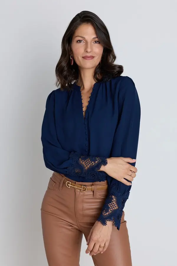THE NOLI SHOP Blake Lace Sleeve Blouse - Navy
