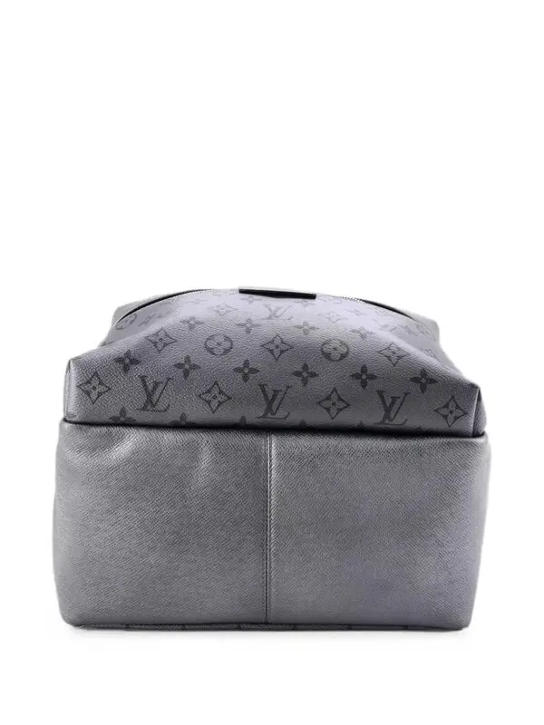 LOUIS VUITTON Discovery Monogram Taigarama Pm Backpack