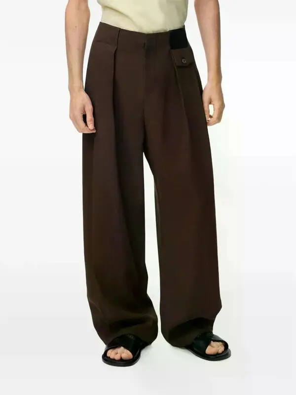 Loewe Pleated Logo Patch Trousers - Brown