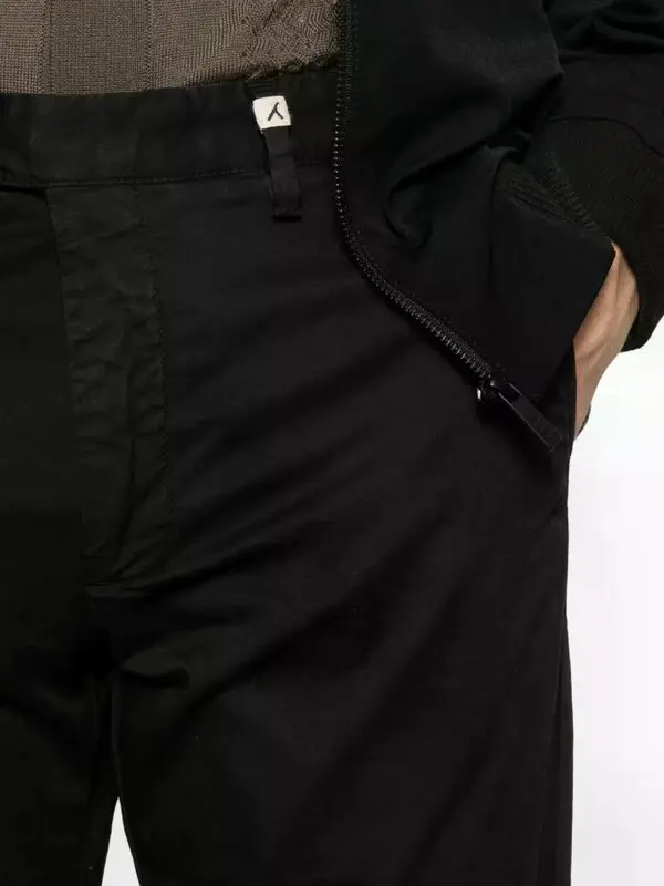 MYTHS Straight-leg Chino Trousers