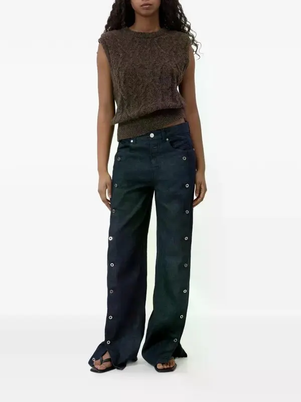 Closed Crew-neck Vest