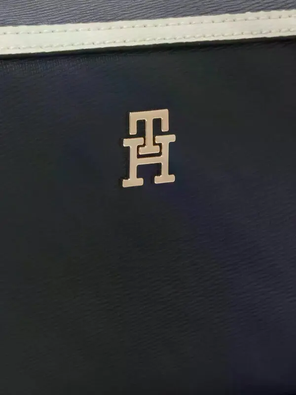 Tommy Hilfiger Shoulder Bag