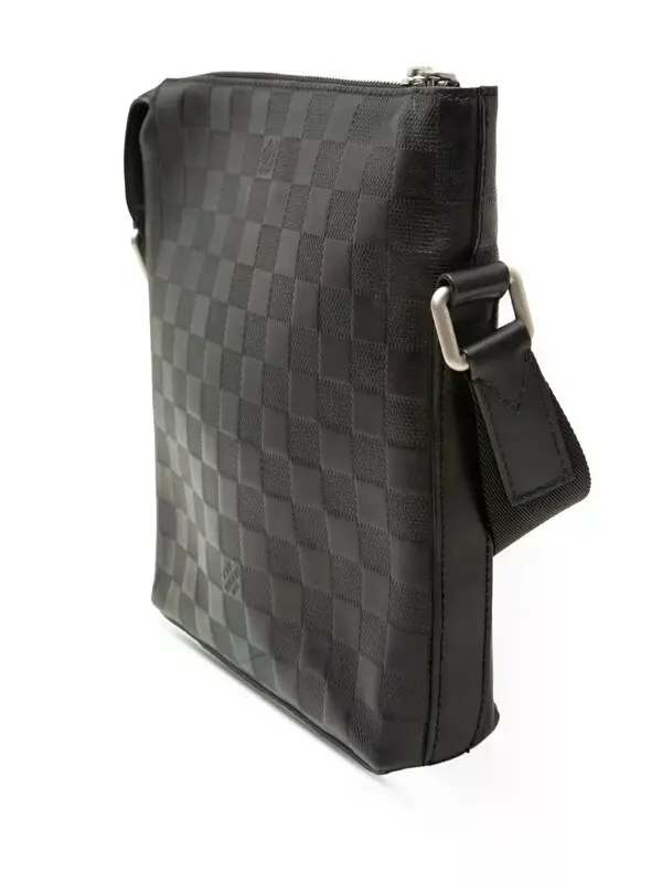 LOUIS VUITTON Damier Infini Discovery Messenger Bb Bag - Black