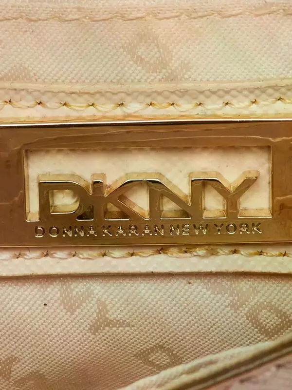 Dkny Bryant Saffiano Crossbody Bag
