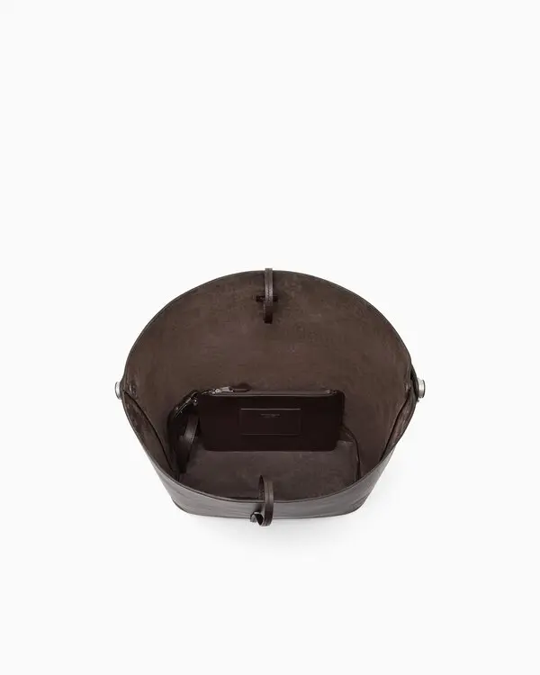 Giorgio Armani Leather Shoulder Bag With Split Leather Lining - Brown