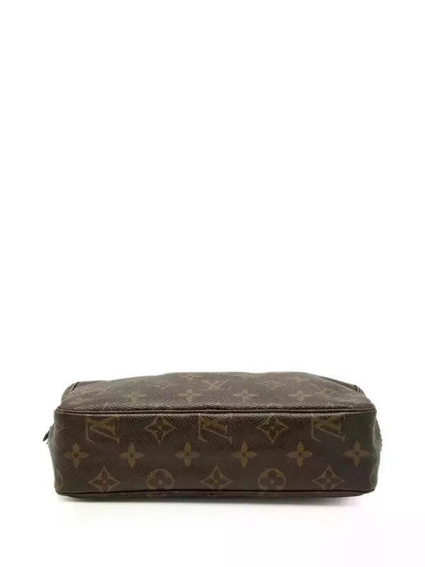 LOUIS VUITTON Monogram Canvas Trouse Toilette 23 Clutch Bag - Brown