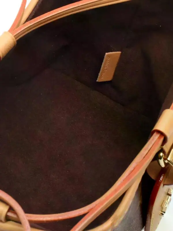 LOUIS VUITTON Monogram Noé Bucket Bag