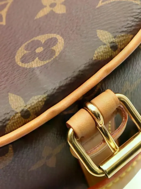 LOUIS VUITTON Monogram Tambourin Crossbody Bag - Brown