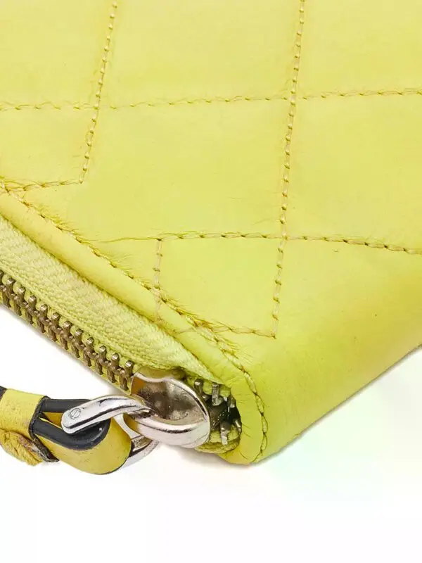 Marc Jacobs Quilted Zip-around Wallet