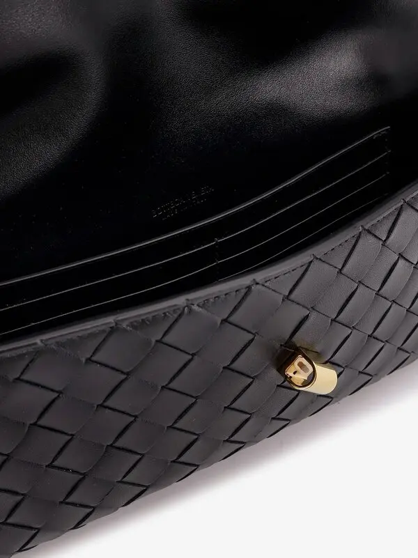 Bottega Veneta Andiamo Leather Clutch With Intrecciato Pattern - Multicolor