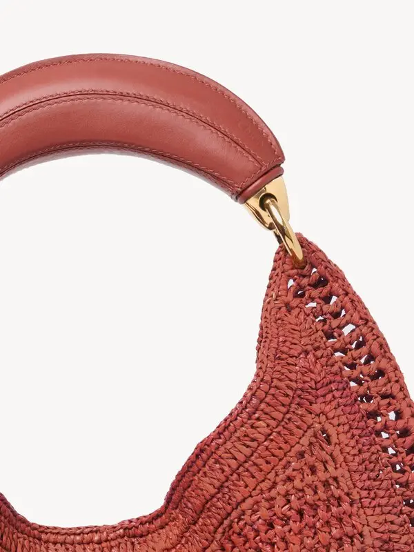 Chloé Summer Banana Hobo Bag In Raffia - Ginger Red
