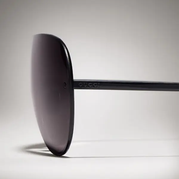 Gucci Pilot Frame Sunglasses