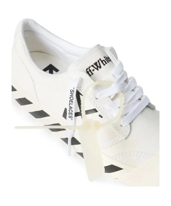 Off-White Vulcanized Low-top Sneakers