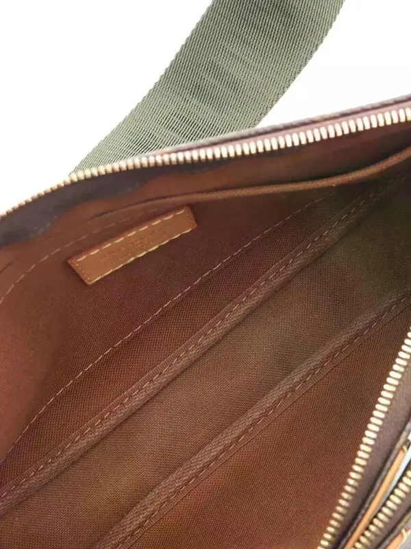 LOUIS VUITTON Monogram Pochette Accessoires Clutch Bag - Brown