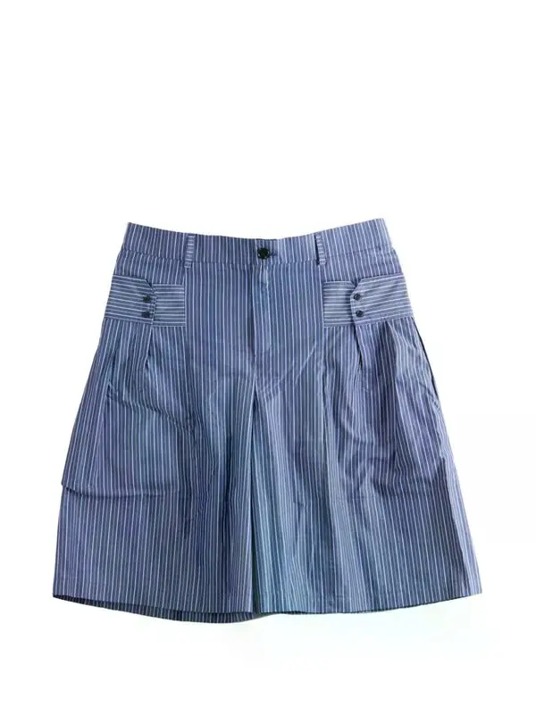EMERGENCY ROOM Vertical Stripe Pleated Shorts