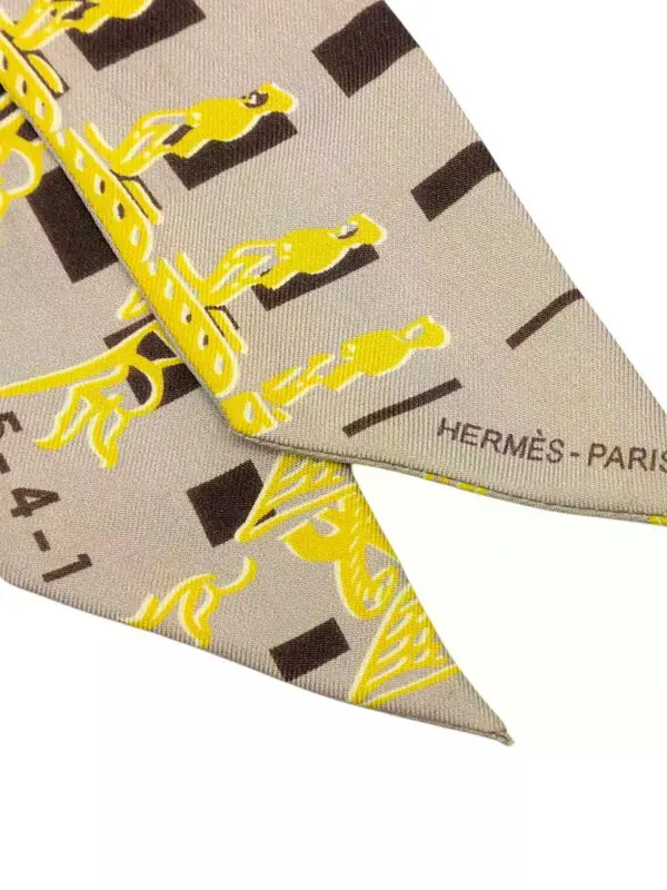 Hermès 2011 Ginza 541 Silk Twilly Scarf Scarves