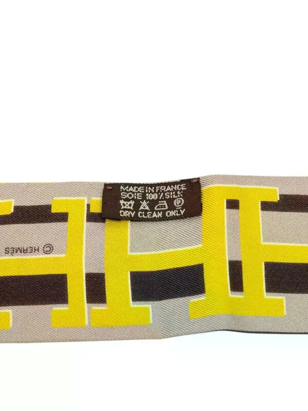 Hermès 2011 Ginza 541 Silk Twilly Scarf Scarves
