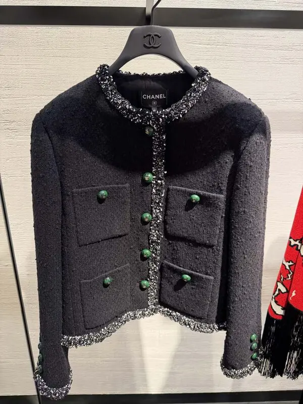 Chanel Métiers D'art Jacket - Black