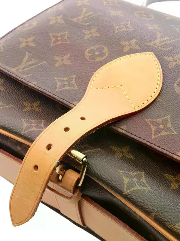 LOUIS VUITTON Monogram Canvas Gm Shoulder Bag