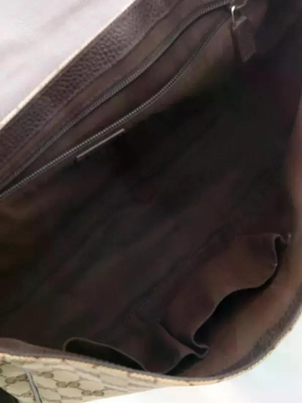 Gucci Gg Canvas Shoulder Bag